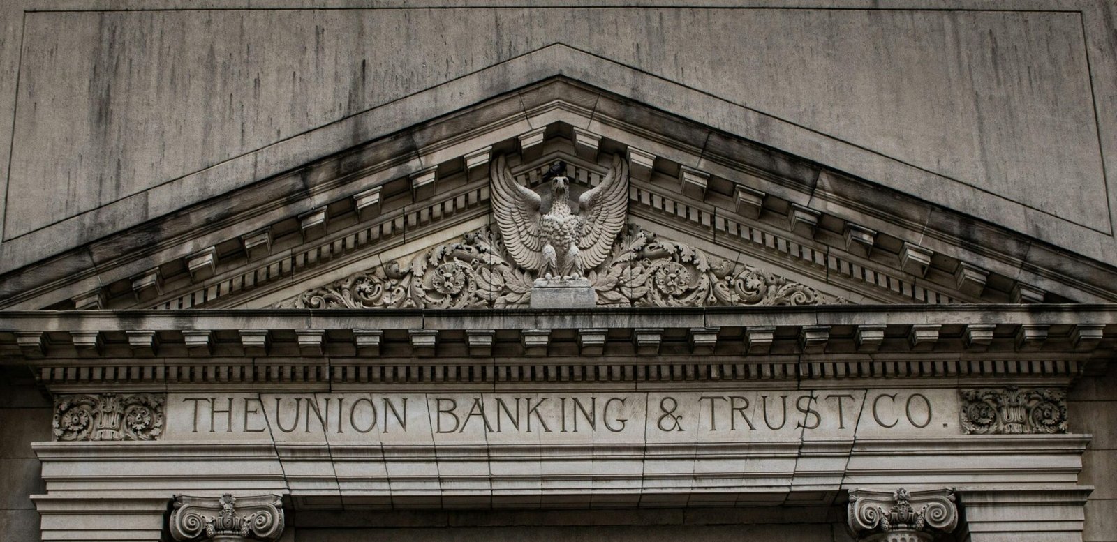 Top Banking Apps for Seamless Account Synchronization - BestAppsReviews